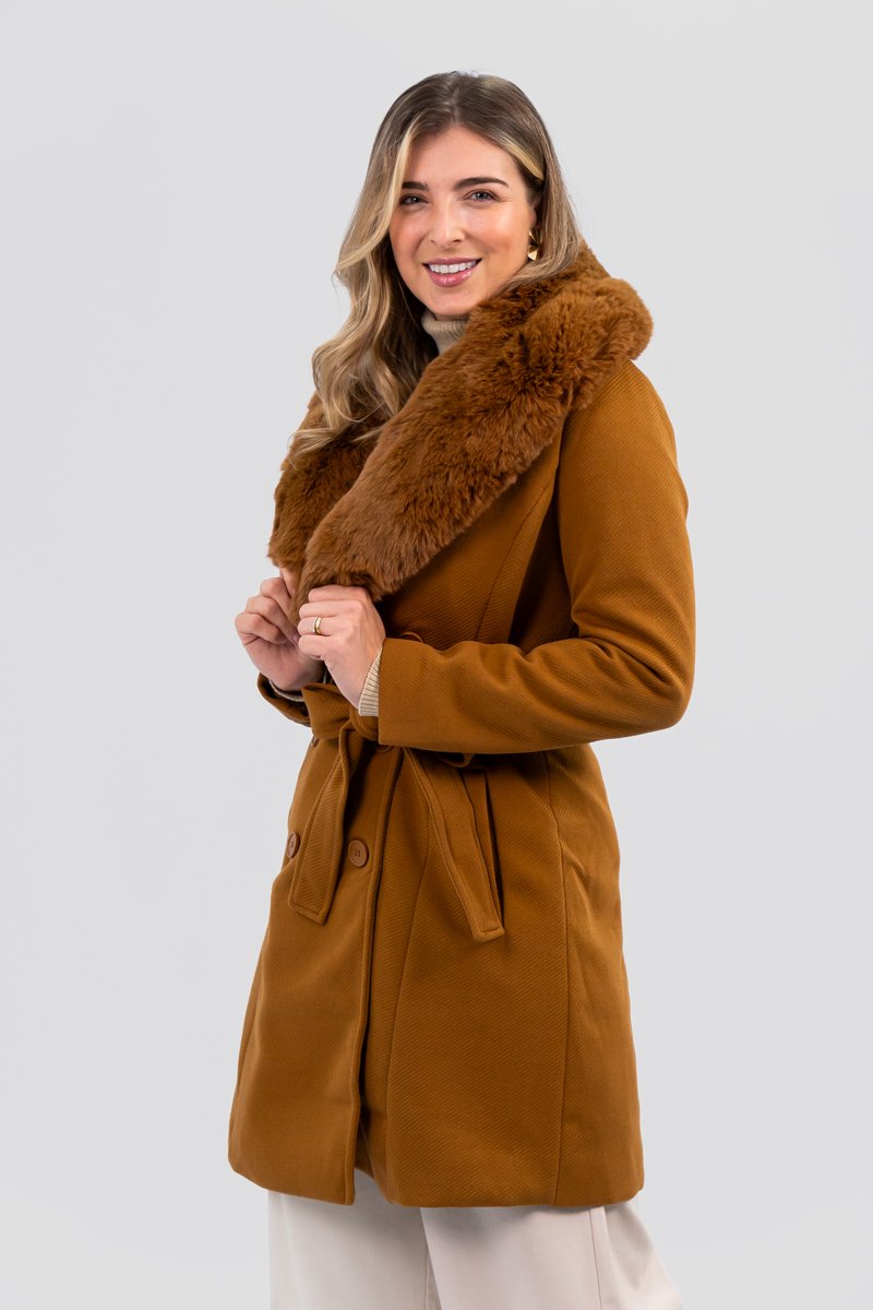 Sobretudo Lã Batida Caramelo com Pelo | Vejú Moda